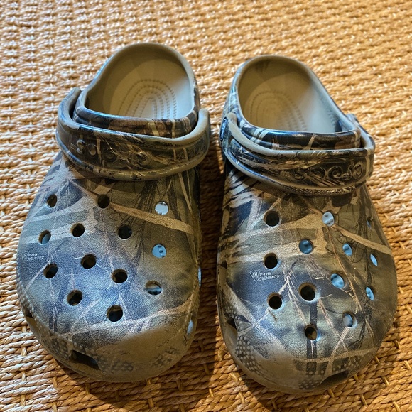 CROCS | Shoes | Classic Boys Crocs | Poshmark